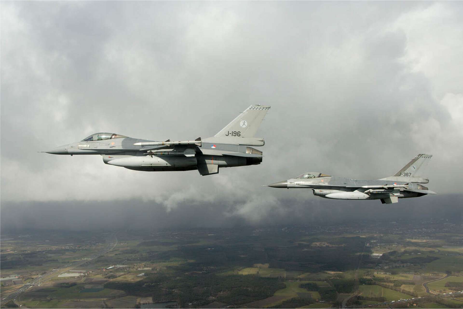 Netherlands Delivers 24 F-16 Multirole Fighter Aircraft To Ukraine